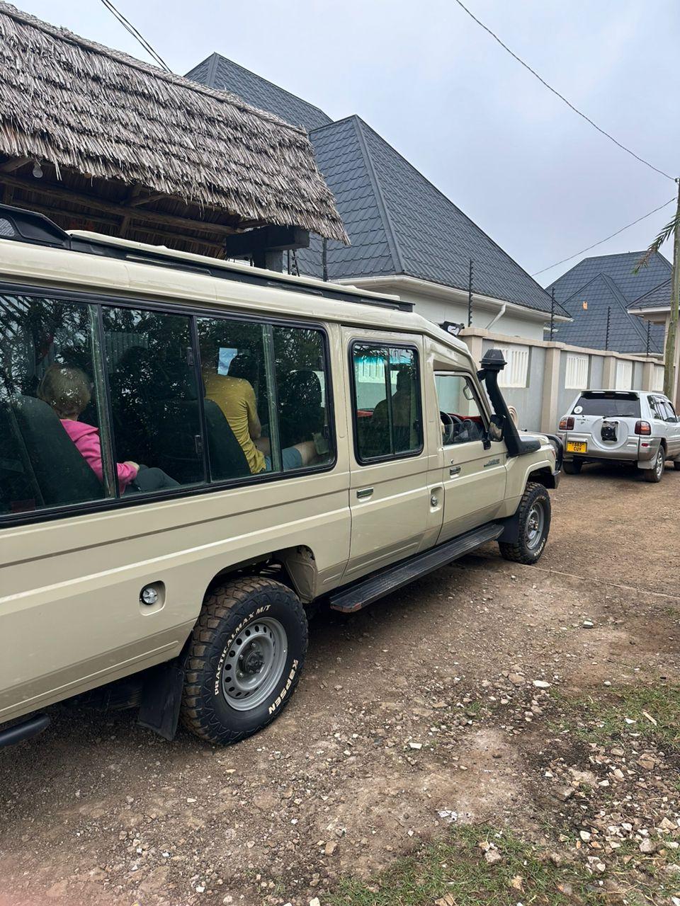 Intercity Property Hub: Safari Villa for Rent